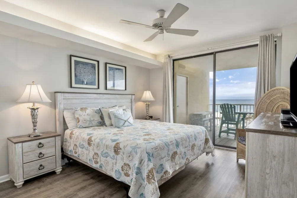 Beachfront Oasis With Pool And Hot Tub - Stunning Coastal Retreat - Orange Beach, AL