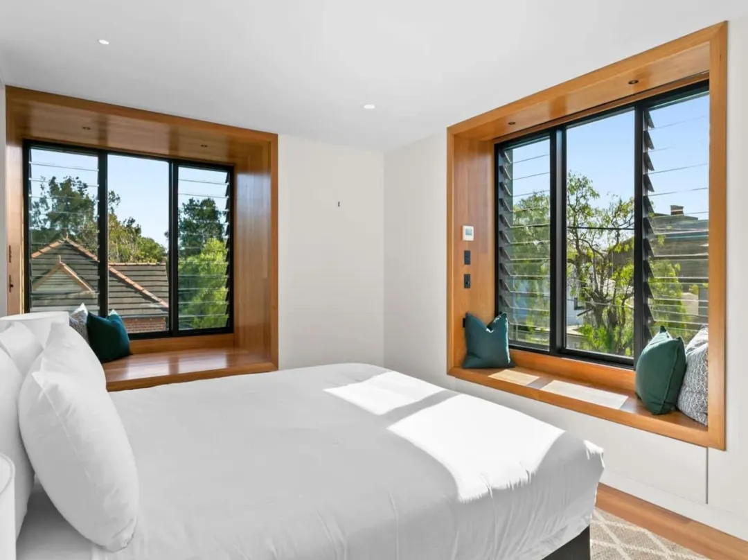 Impeccable 3-bed Home Near The Beach - Manly