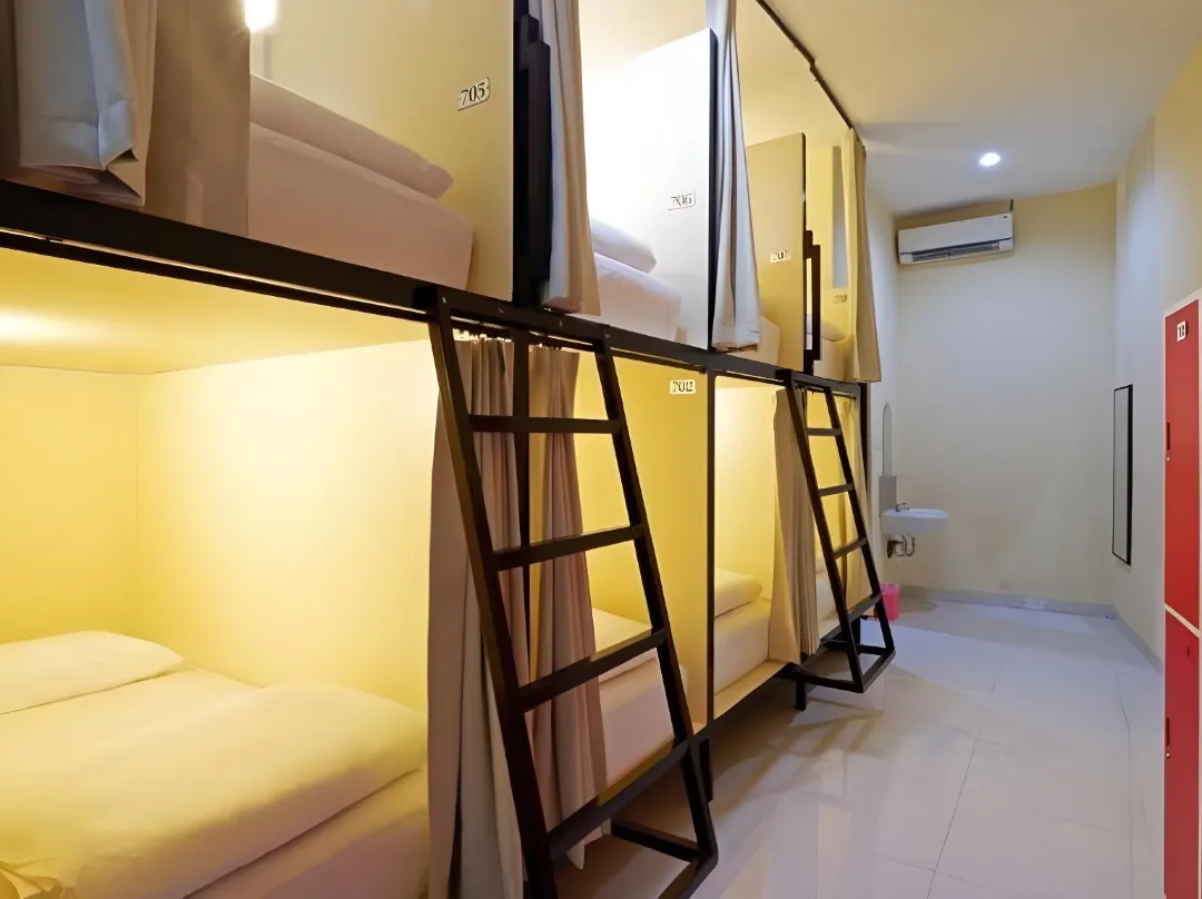 V Canggu Dormitory - Canggu