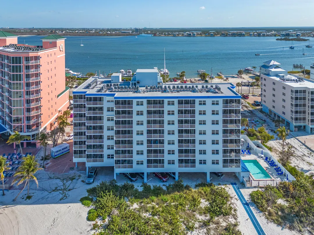 Gulf Views And Heated Pool - Stunning Tropical Retreat - Fort Myers Beach, FL