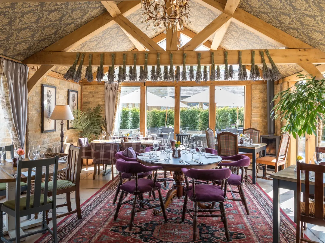 The Lion Bicester - Cotswolds