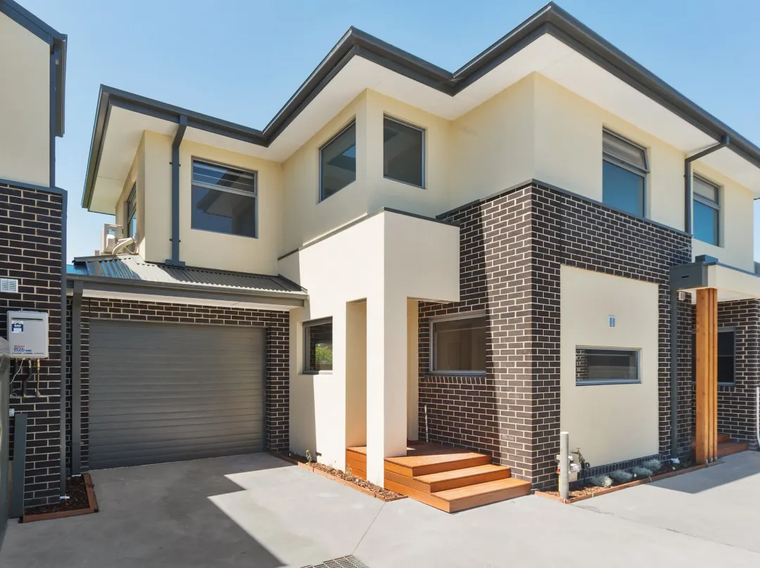 Rosewater Dromana - Red Hill