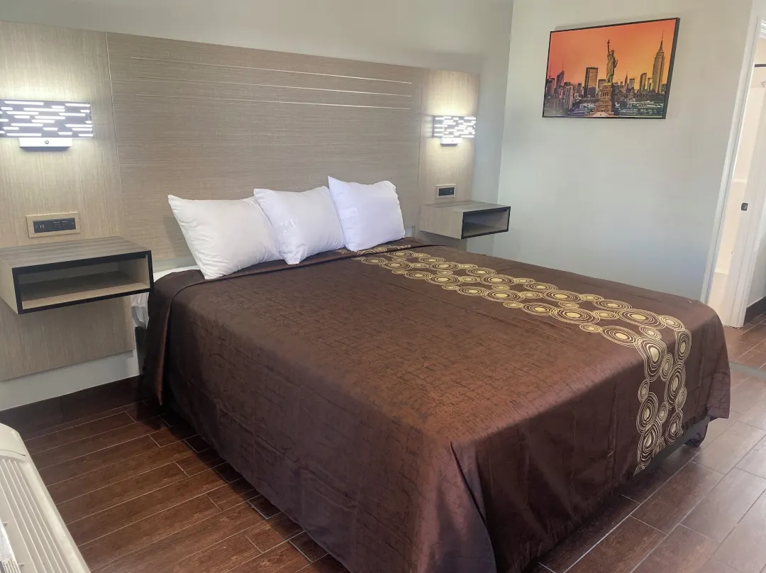 Mayfair Inn Ontario Airport - Eastvale, CA