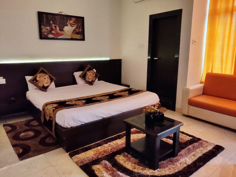 Kasturi Hotel And Restaurant - Maihar