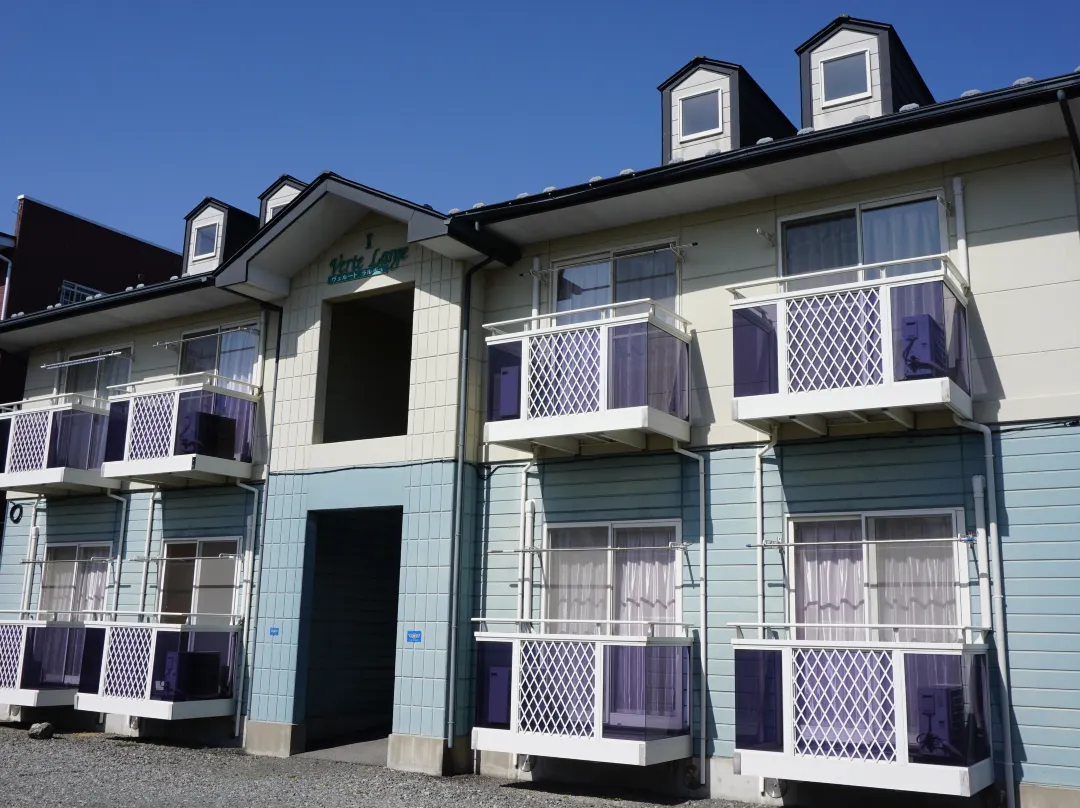 Pet-friendly Petite Hotel Emmy Lumiere - Ina