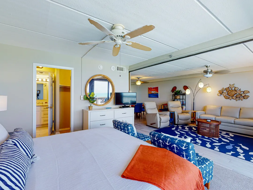 Ocean View, Shared Pool/hot Tub, Boardwalk To Beach - North Padre Island, TX