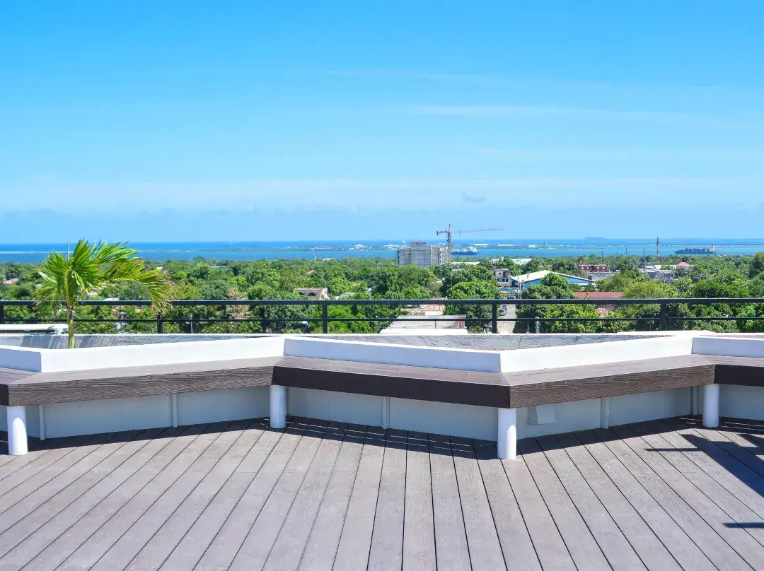 Resort Like Amenities - Accommodation In The City - Kingston