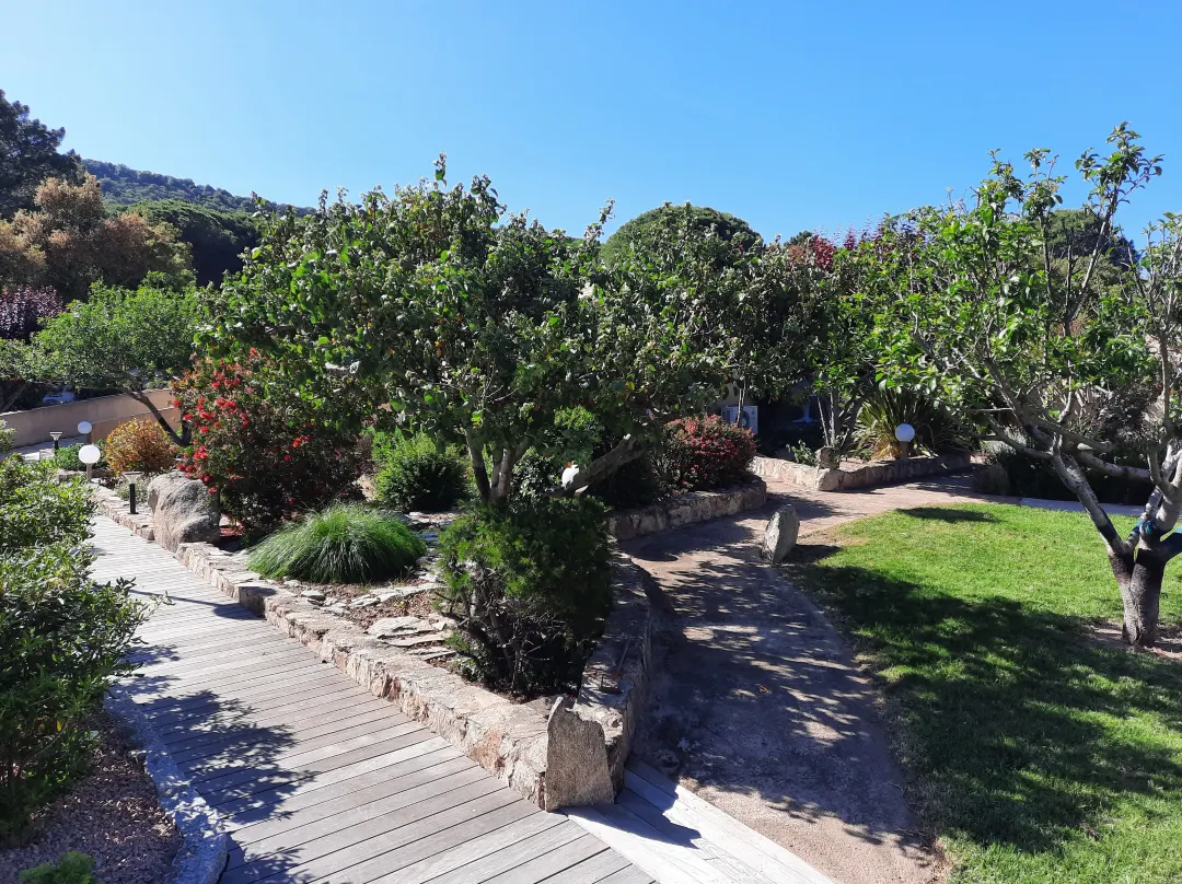 Les Jardins De Santa Giulia - Charmante Chambre D'hôte - Porto Vecchio