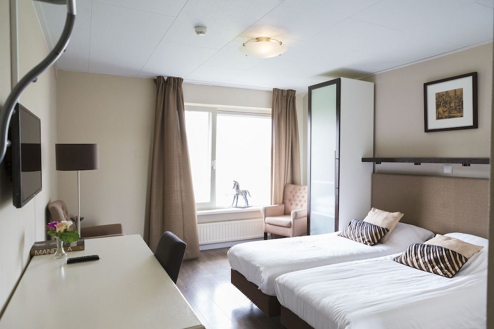 Human & Horse Hotel - Barneveld