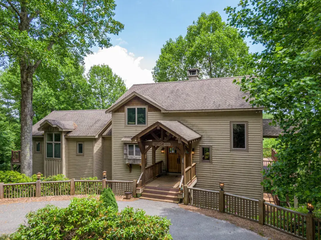 Indoor Pool And Game Room With Pool Table - Luxurious Mountain Retreat - Boone, NC