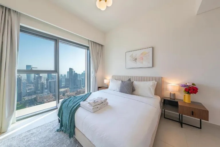 Nye Burj Khalifa & Fountain View Royale Stay - Dubai