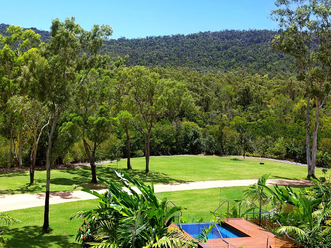 Luxico Topaz - Whitsundays