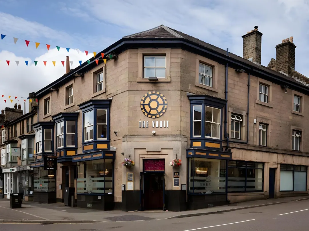 Rooms At The Vault - Buxton, UK