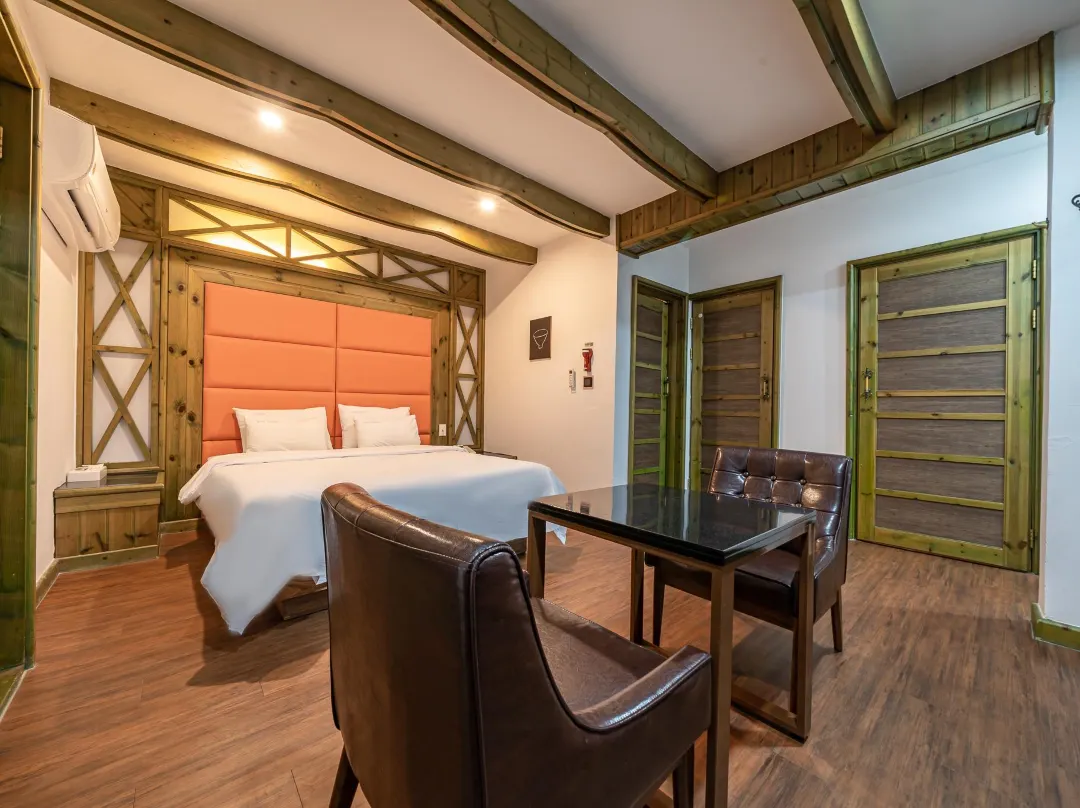 Chungju Toronto Hotel - 영동군