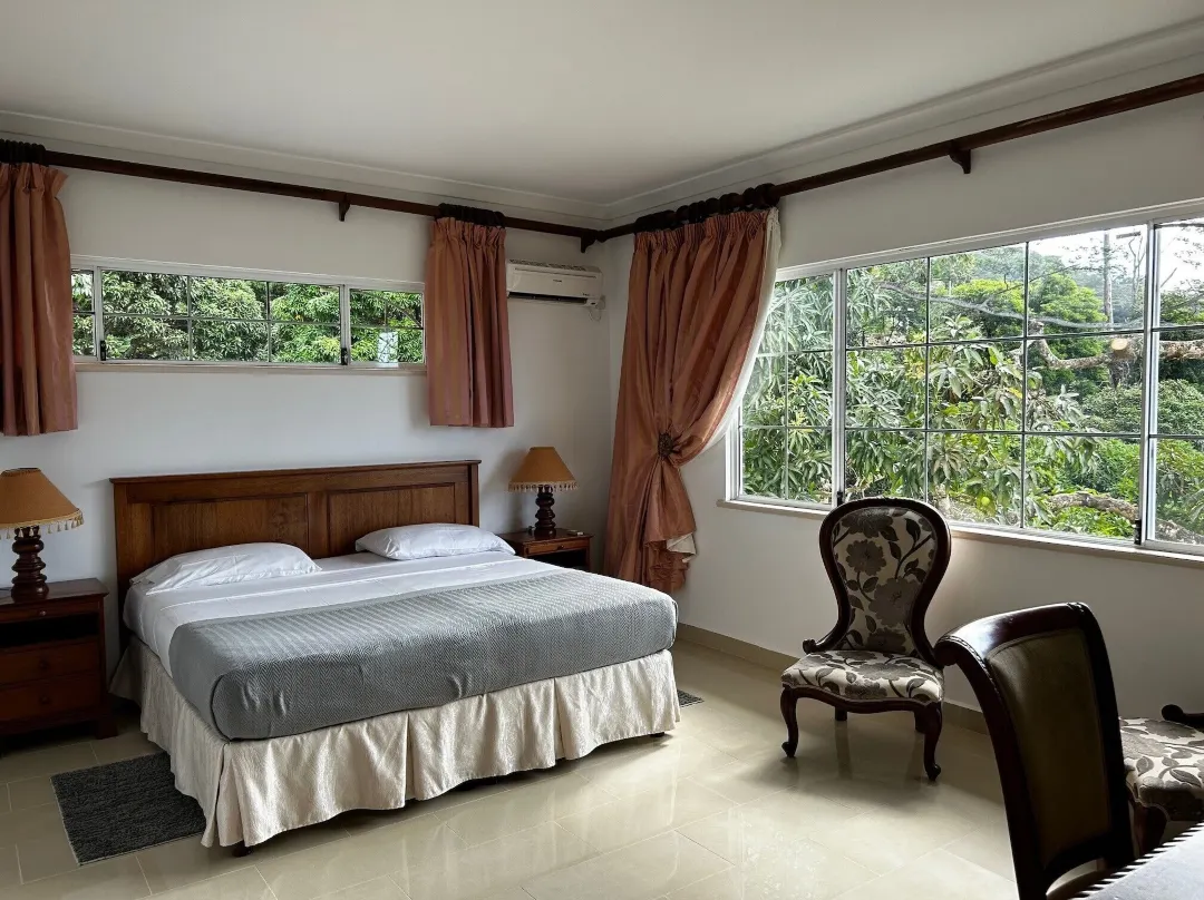 Beau Sejour Hotel - Mahé