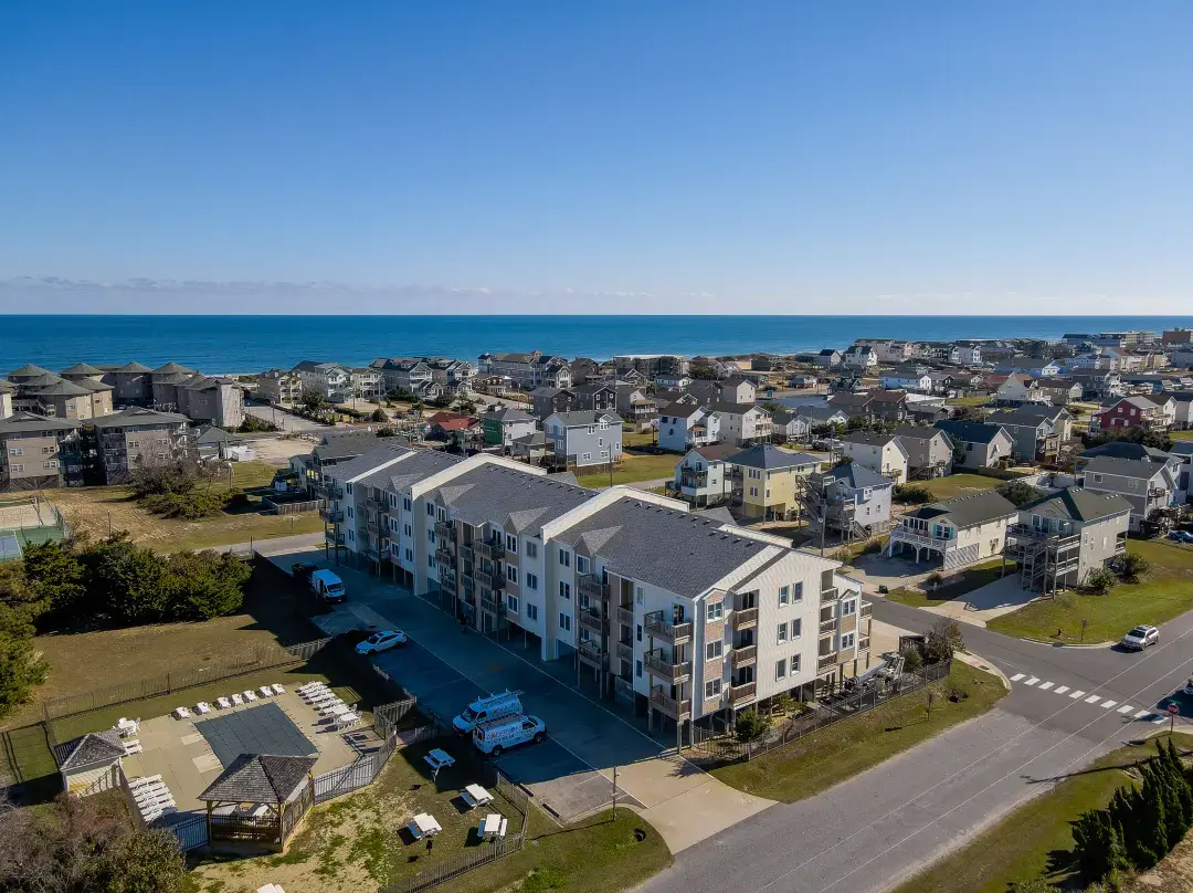 Private Space With Community Pool And Deck - Charming Coastal Retreat - Nags Head, NC