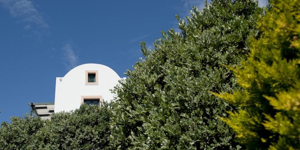 Anthonas Apartments - Santorini