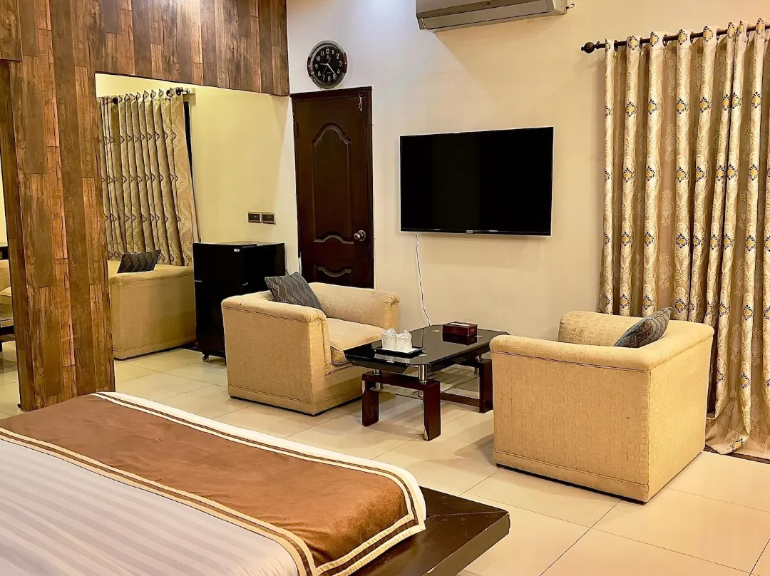 Royal Inn Hotel - Karachi