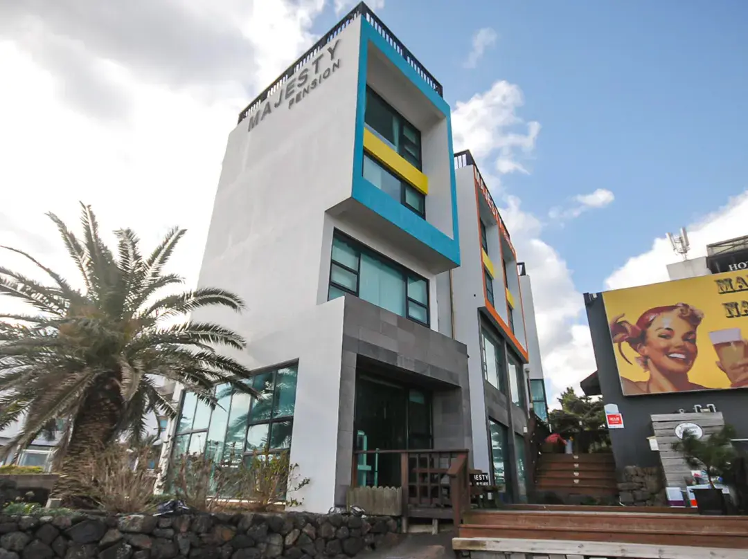 Jeju Majesty Pension) - Jeju-si