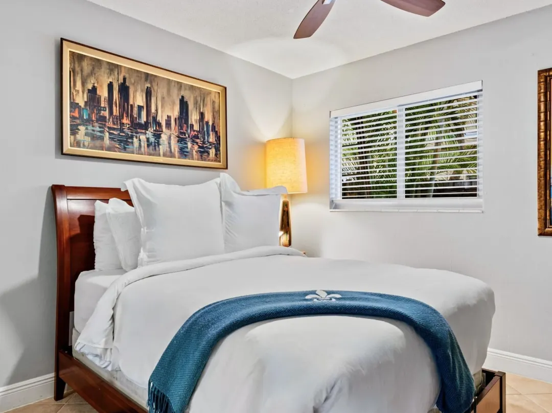 Wilton Manors 2br Charm! Walk To The Drive - Fort Lauderdale, FL