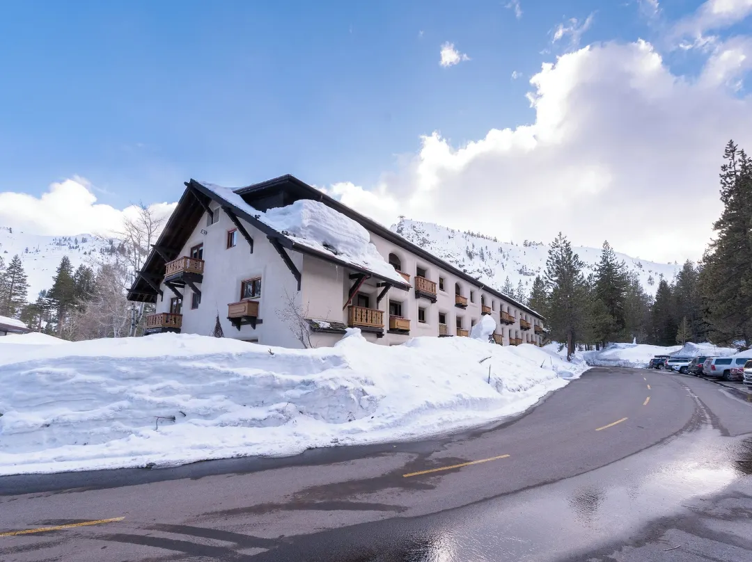 Olympic Village Inn Olympic Valley - Olympic Valley, CA