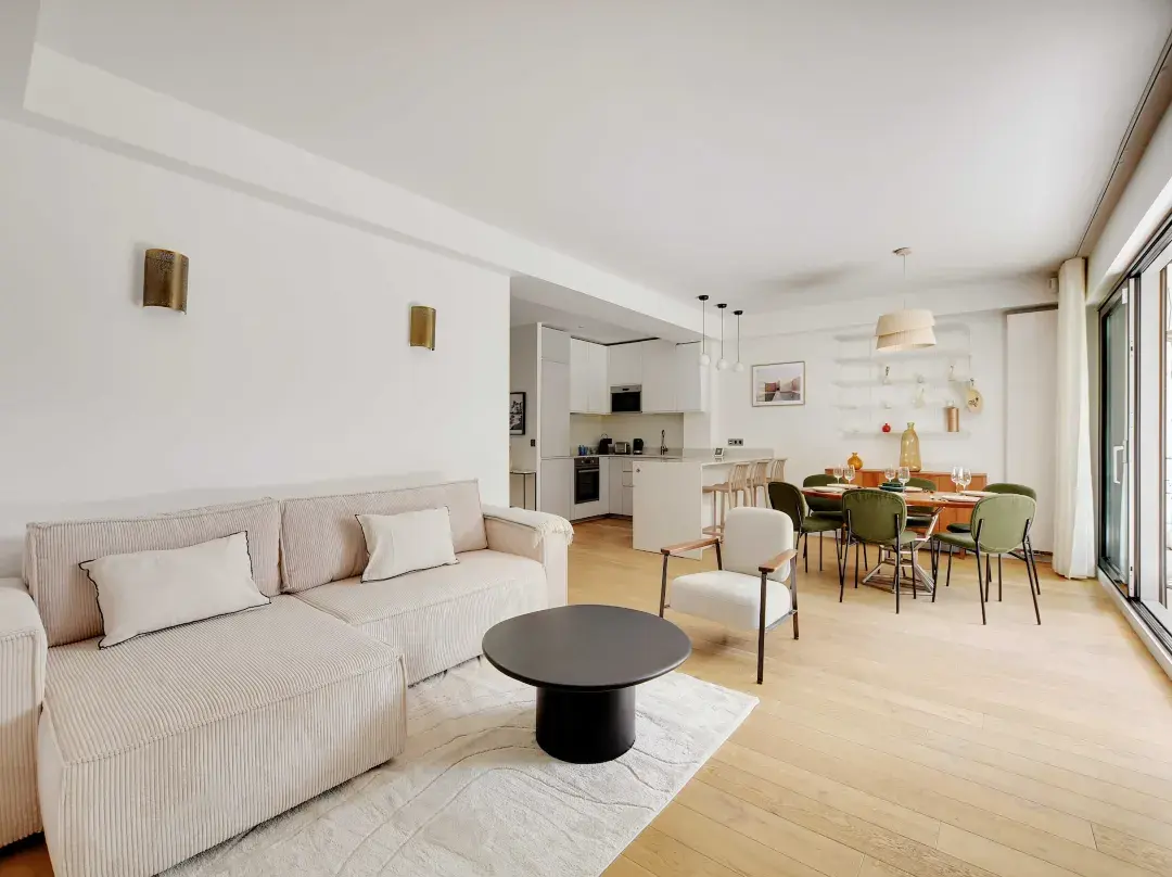 Passy / Eiffel Tower - Amazing 2br With Garden - Paris