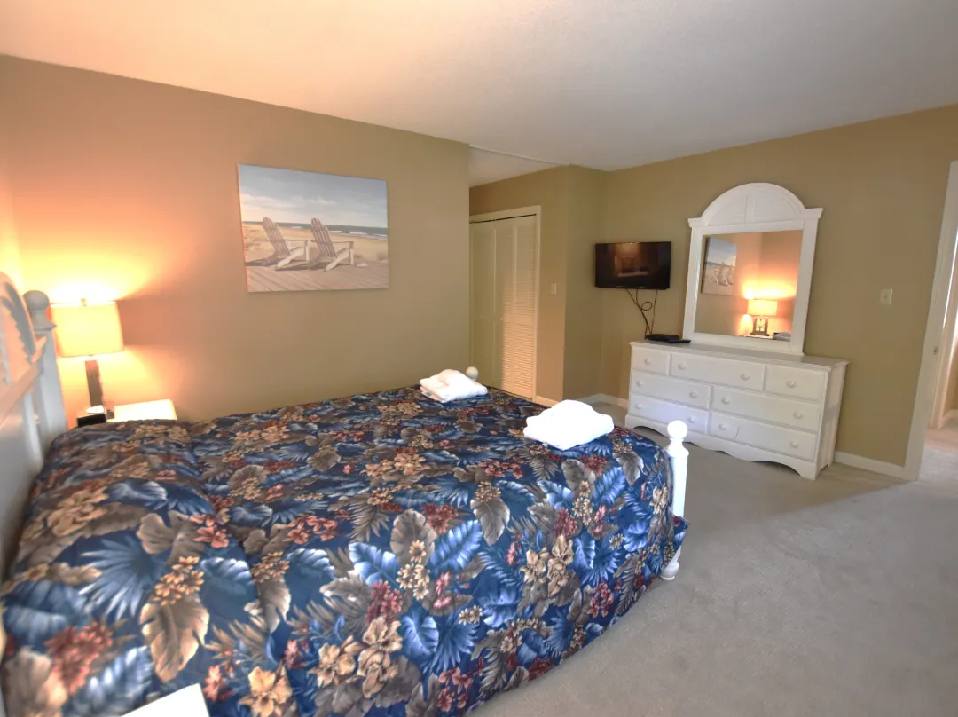 3 Bedrooms At Brigantine Quarters 214 - Hilton Head Island, SC