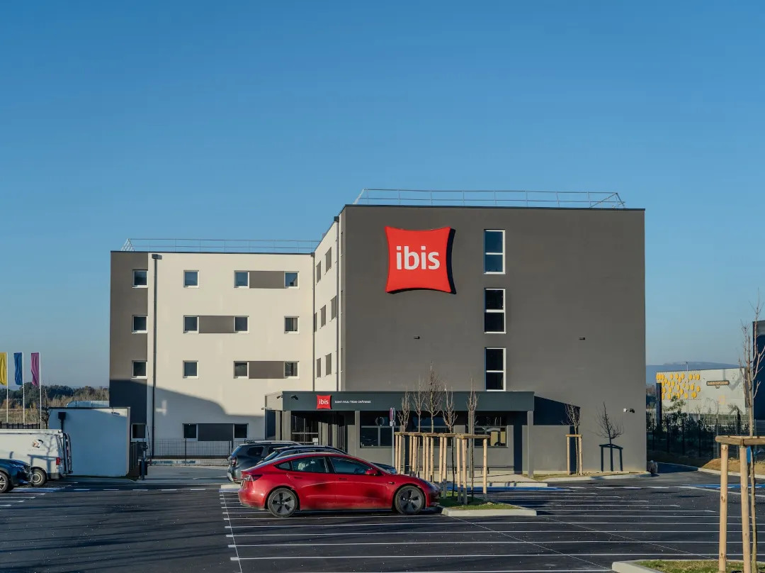 Ibis Saint Paul Trois Chateaux - Pierrelatte