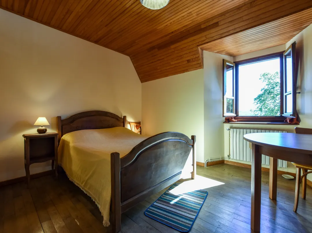 Peaceful Mountain Retreat - Cantal