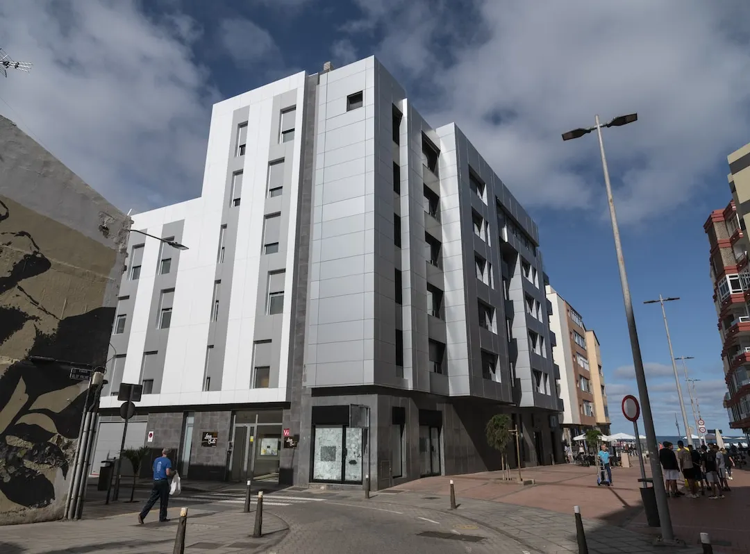 Guestready - 03b Livian Suites Int 4 Pax - Municipality of Las Palmas