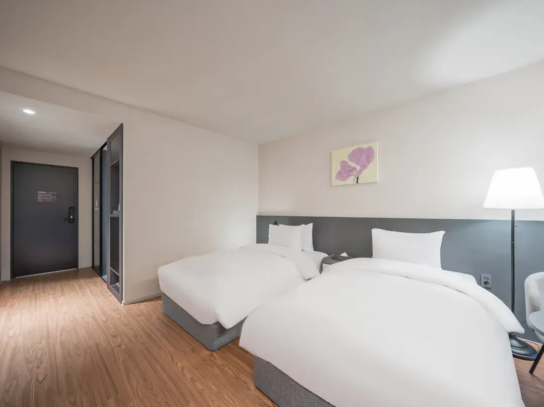 Gimcheon Hotel Maison - 김천시
