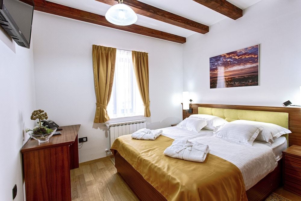 Villa Primorje - Biograd na Moru, Croatia