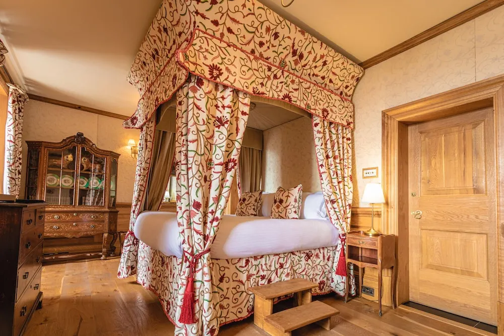 Mingary Castle - Restaurant With Rooms - Isle of Mull