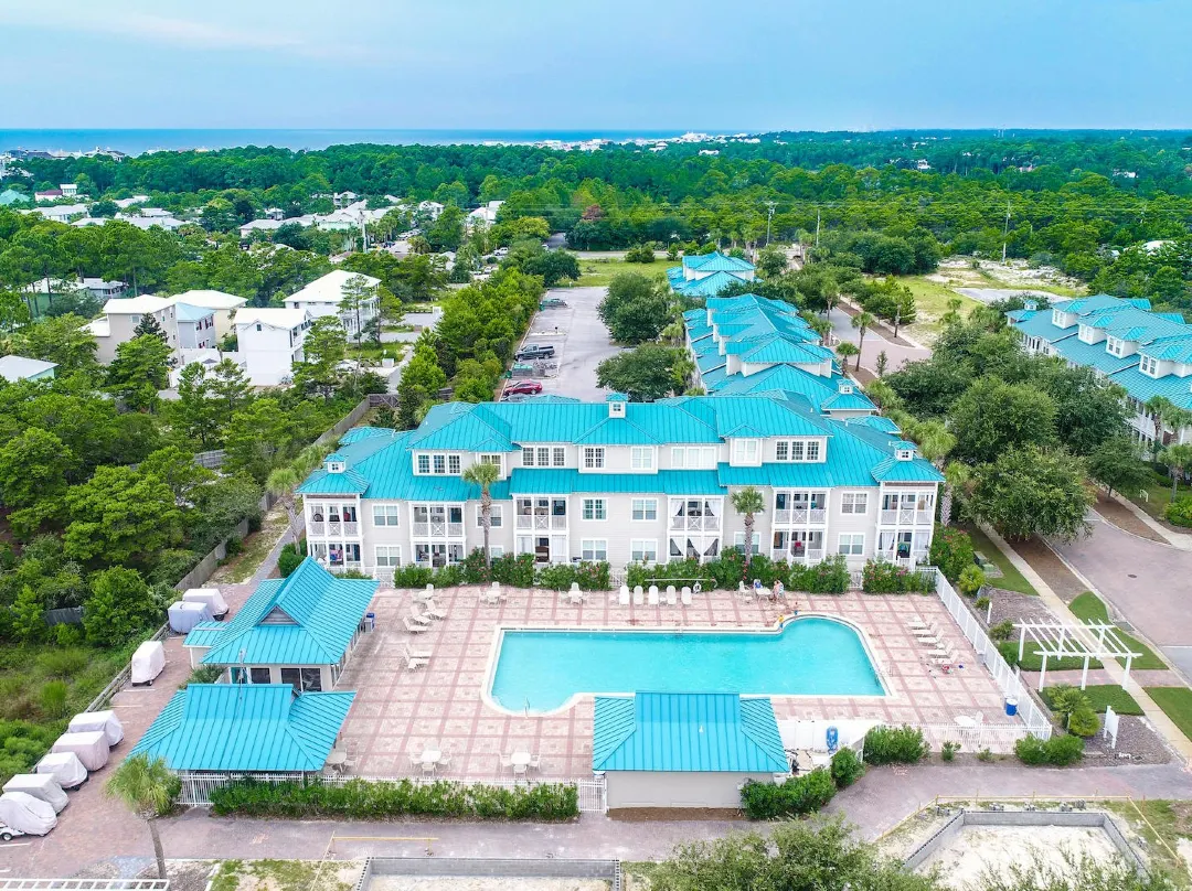 Upscale Furnishings And Community Amenities - Charming Coastal Haven - Seaside, FL