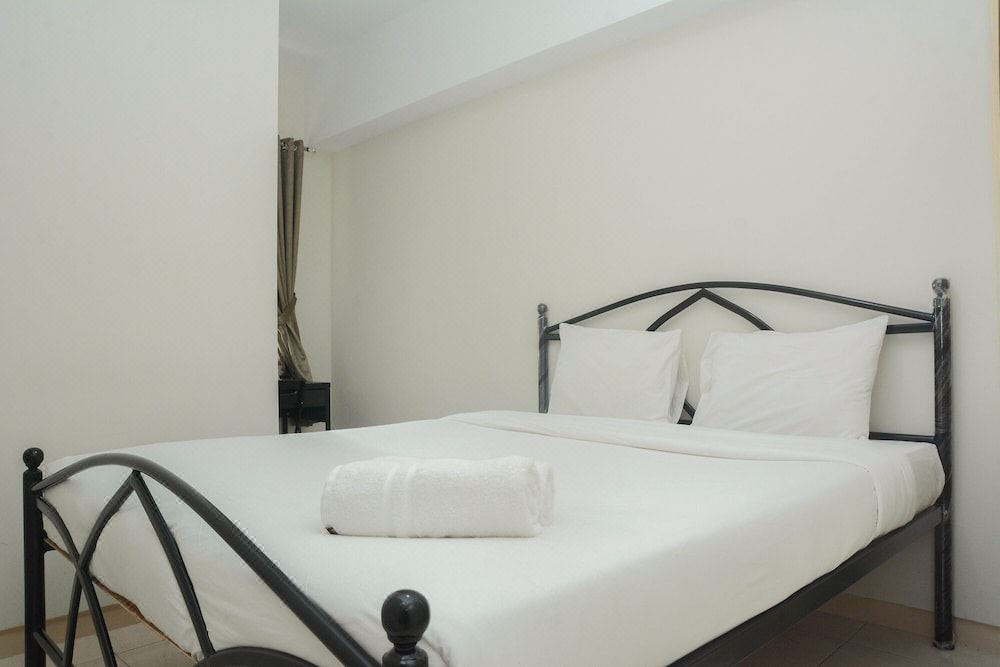 Comfy 2br Apartment @ Springlake Summarecon - Bekasi