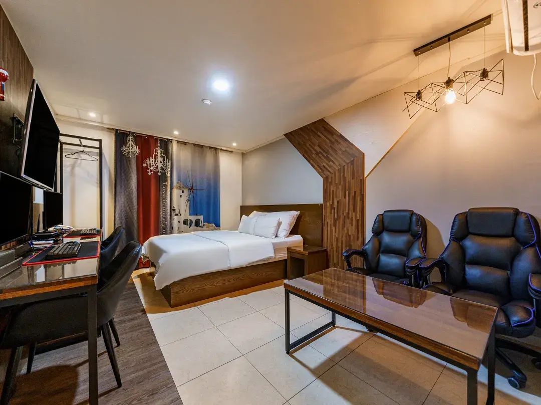 Sokcho Jamjari Motel - Sokcho-si