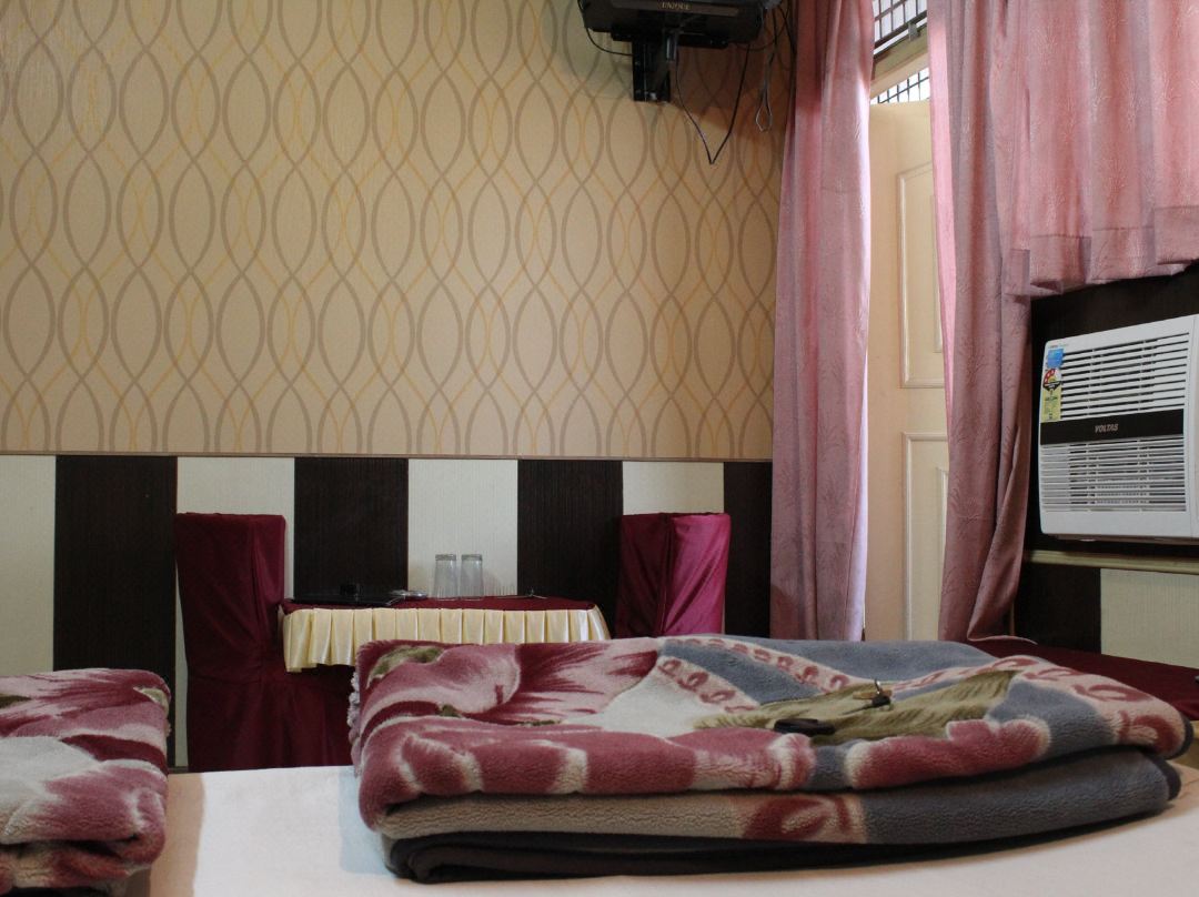 Hotel Classic - Meerut