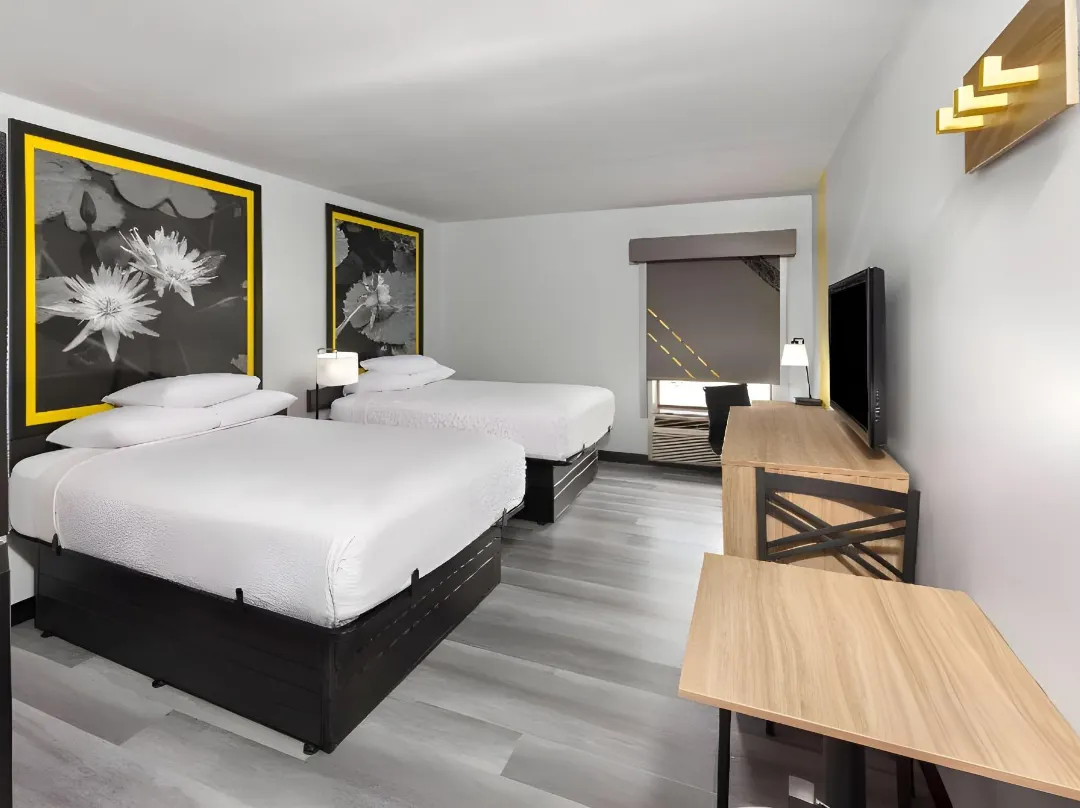 Super 8 By Wyndham Alexandria La - Alexandria, LA