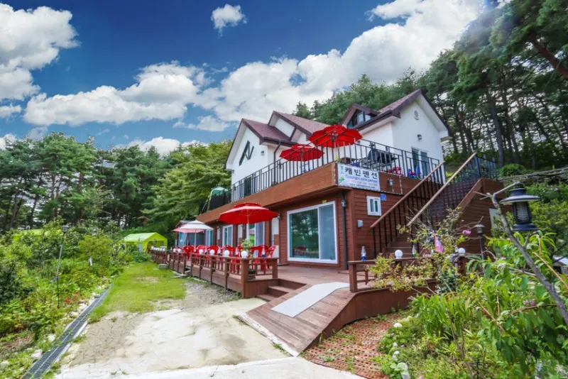 Gangneung Gyeongpo Cabin Pension - Gangneung-si