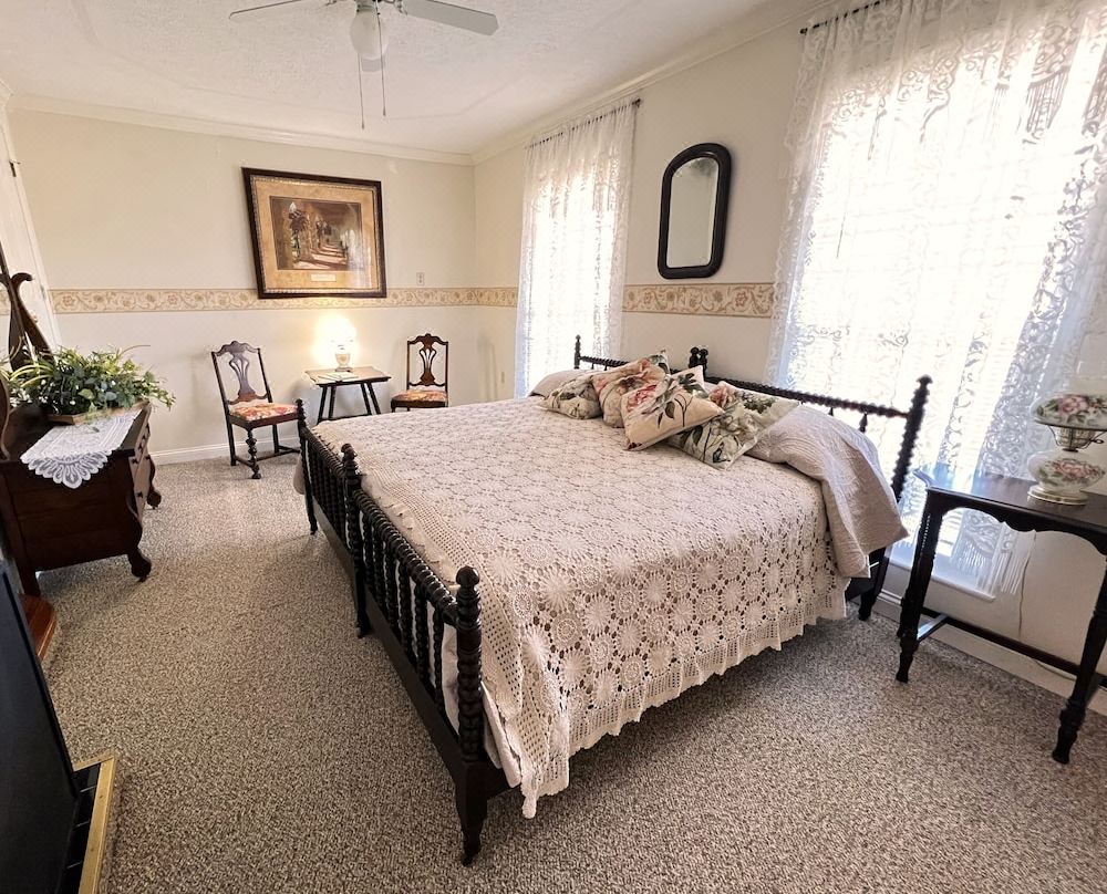 Rocky Hill Inn - Mammoth Cave, KY