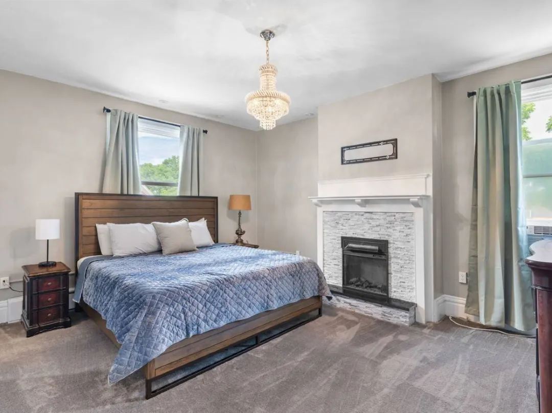 Hot Tub And Outdoor Patio - Spacious Retreat With Serene Ambiance - Pittsburgh