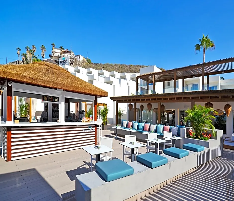 Ohasis Boutique Suites - Los Cristianos