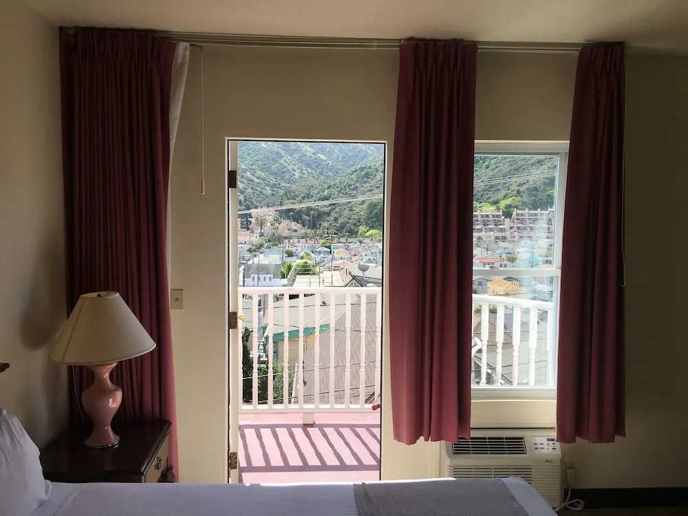 Hotel St. Lauren - Santa Catalina Island, CA