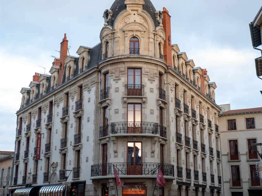Hôtel Et Restaurant Le Regina - Auvergne