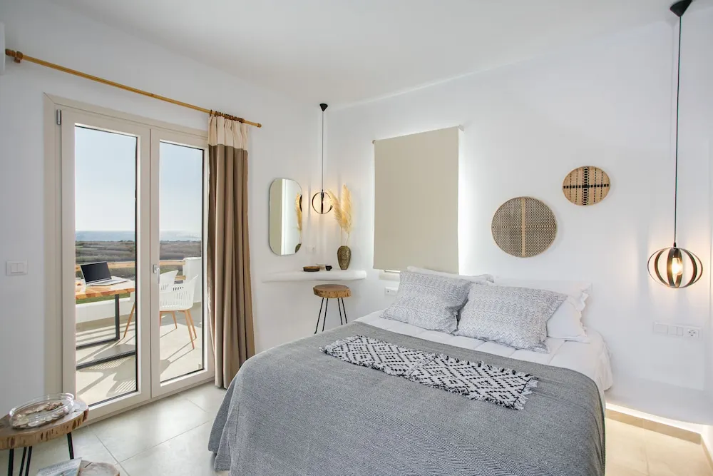Naxos Earth Suites - Naxos