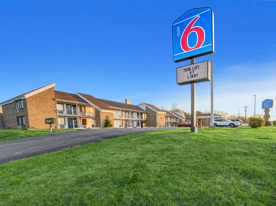 Motel 6 Hillsville, Va - 버지니아