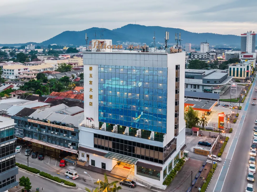 Pelican Hotel - Batu Pahat