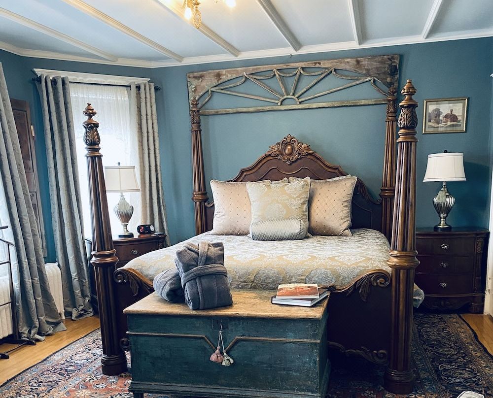 1000 Islands B&b – The Bulloch House - Gananoque