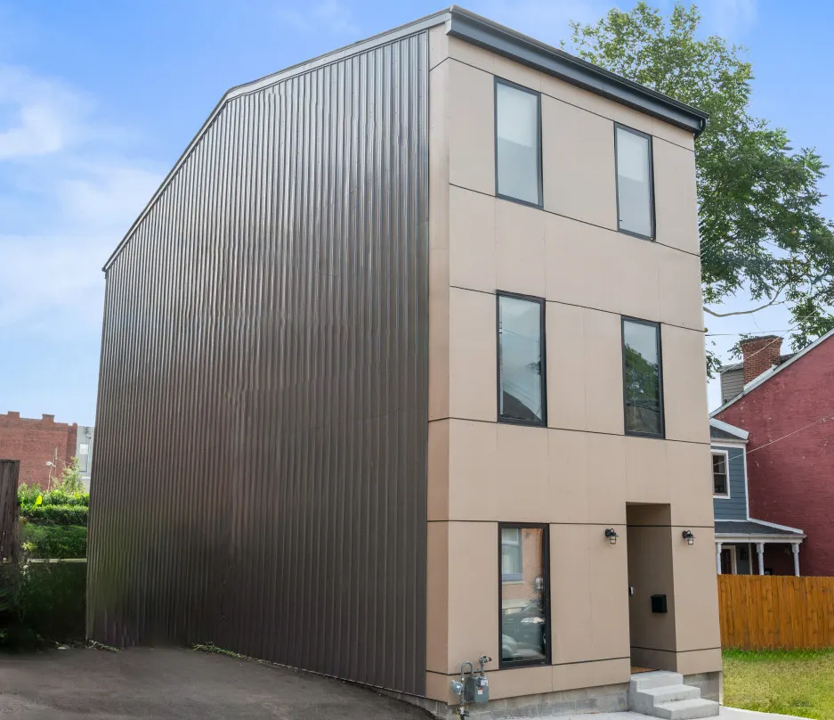 Luxurious Rooms With Ensuite And Smart Amenities - Charming Haven - Pittsburgh, PA