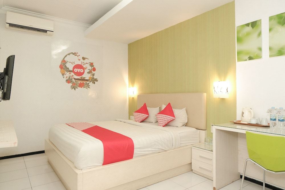 Ebizz Hotel - Jember